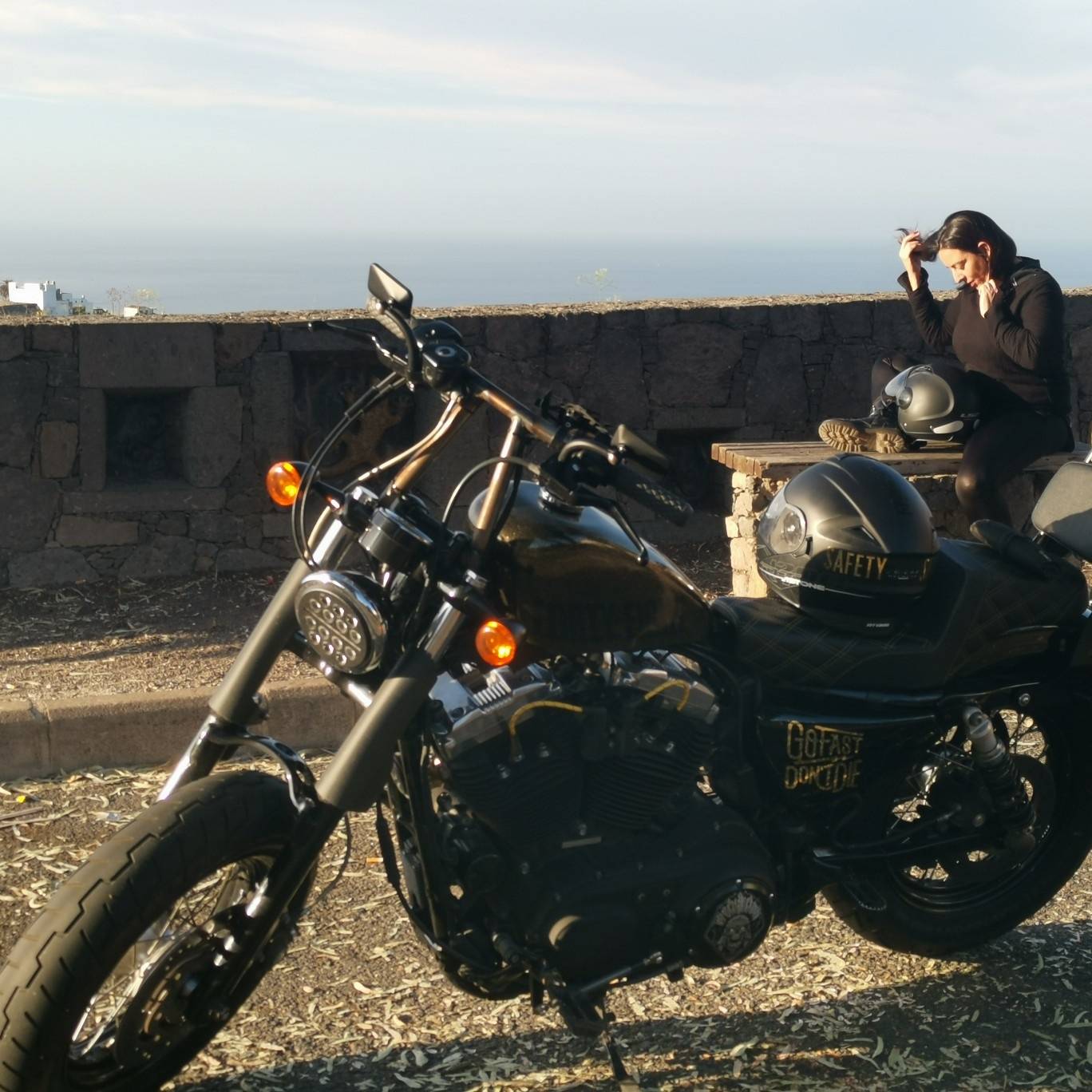 @luiso on RocKr | 🖤💛